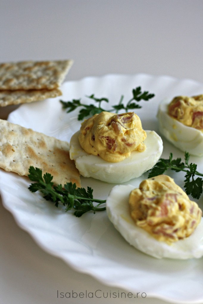 Oua umplute cu prosciutto - Isabela Cuisine